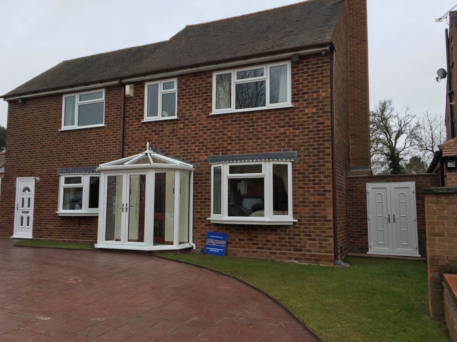 Full House | Progress Windows